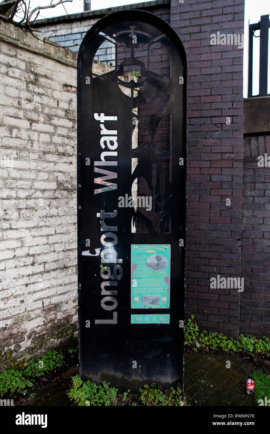 Views by Longport wharf on the Trent and Mersey canal, Stoke on Trent ...