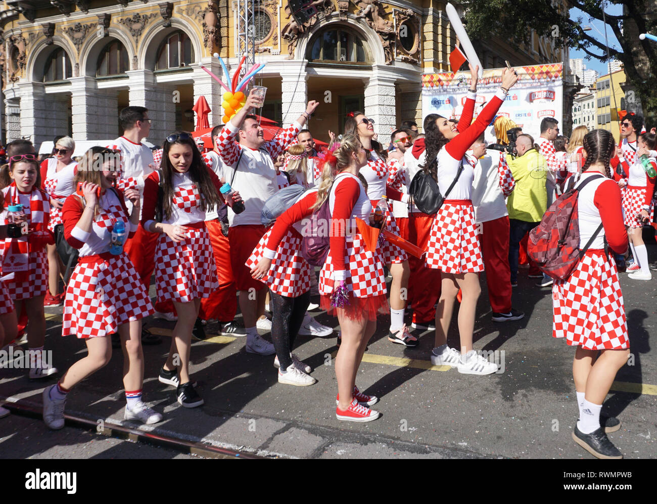 Croatian national costume hi-res stock photography and images - Alamy