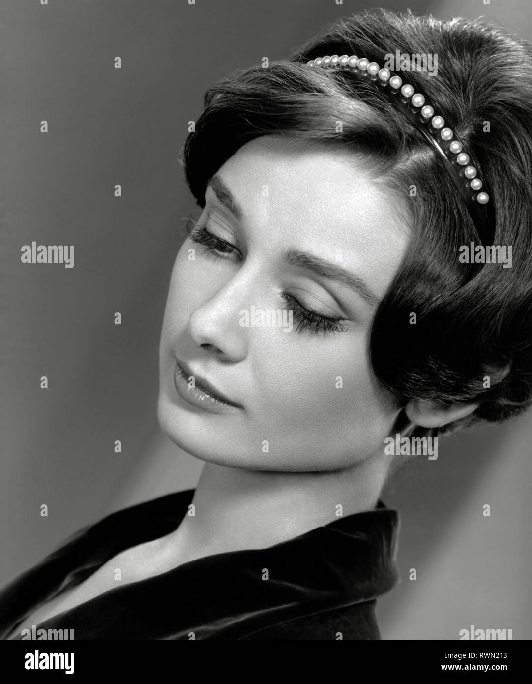 Audrey Hepburn, circa (1959) File Reference # 33751 445THA Stock Photo - Alamy