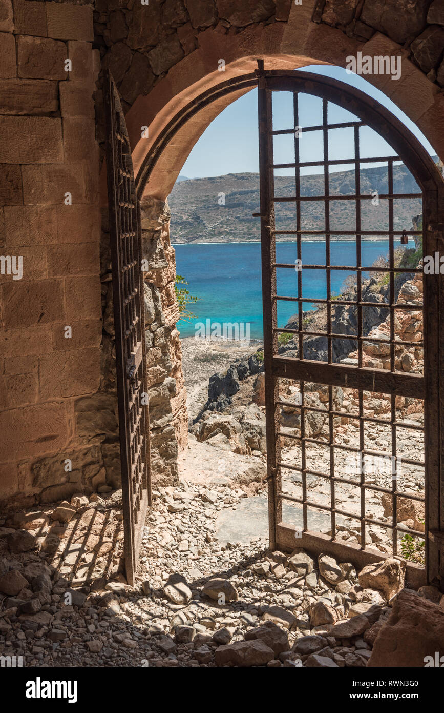 Entrance to Gramvousa fortress and its view Stock Photo - Alamy