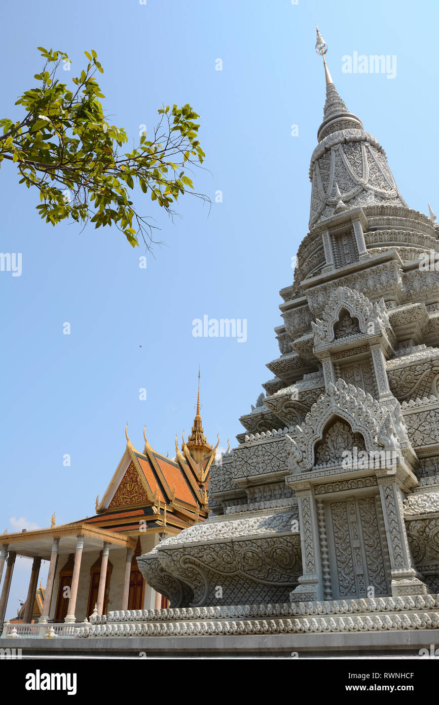 Stupa of King Norodom Suramarit and silver pagoda in the Royal Palace ...