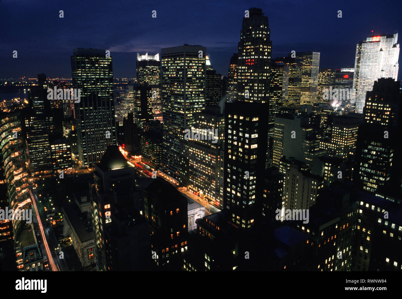1990s Dusk Manhattan Skyline, New York, USA Stock Photo - Alamy