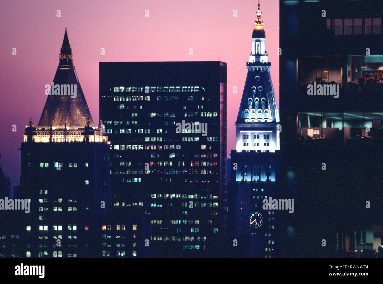 Manhattan skyline 1991 hi-res stock photography and images - Alamy