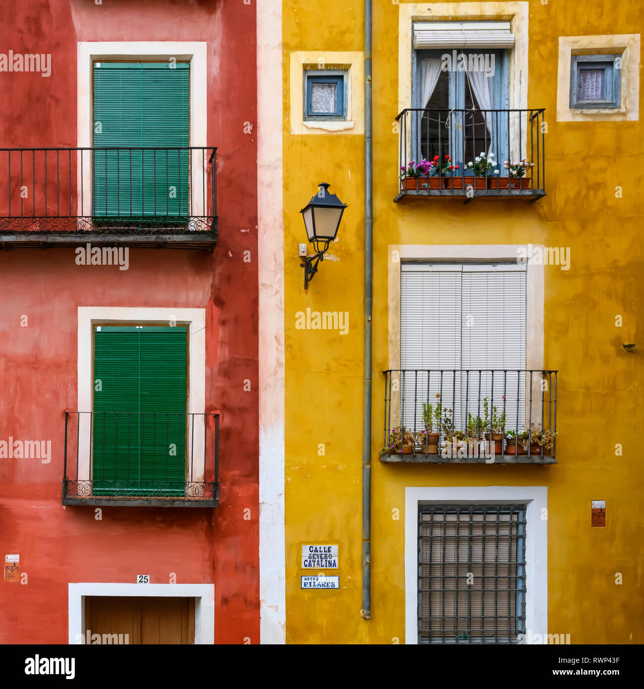 Red and yellow buildings hi-res stock photography and images - Alamy