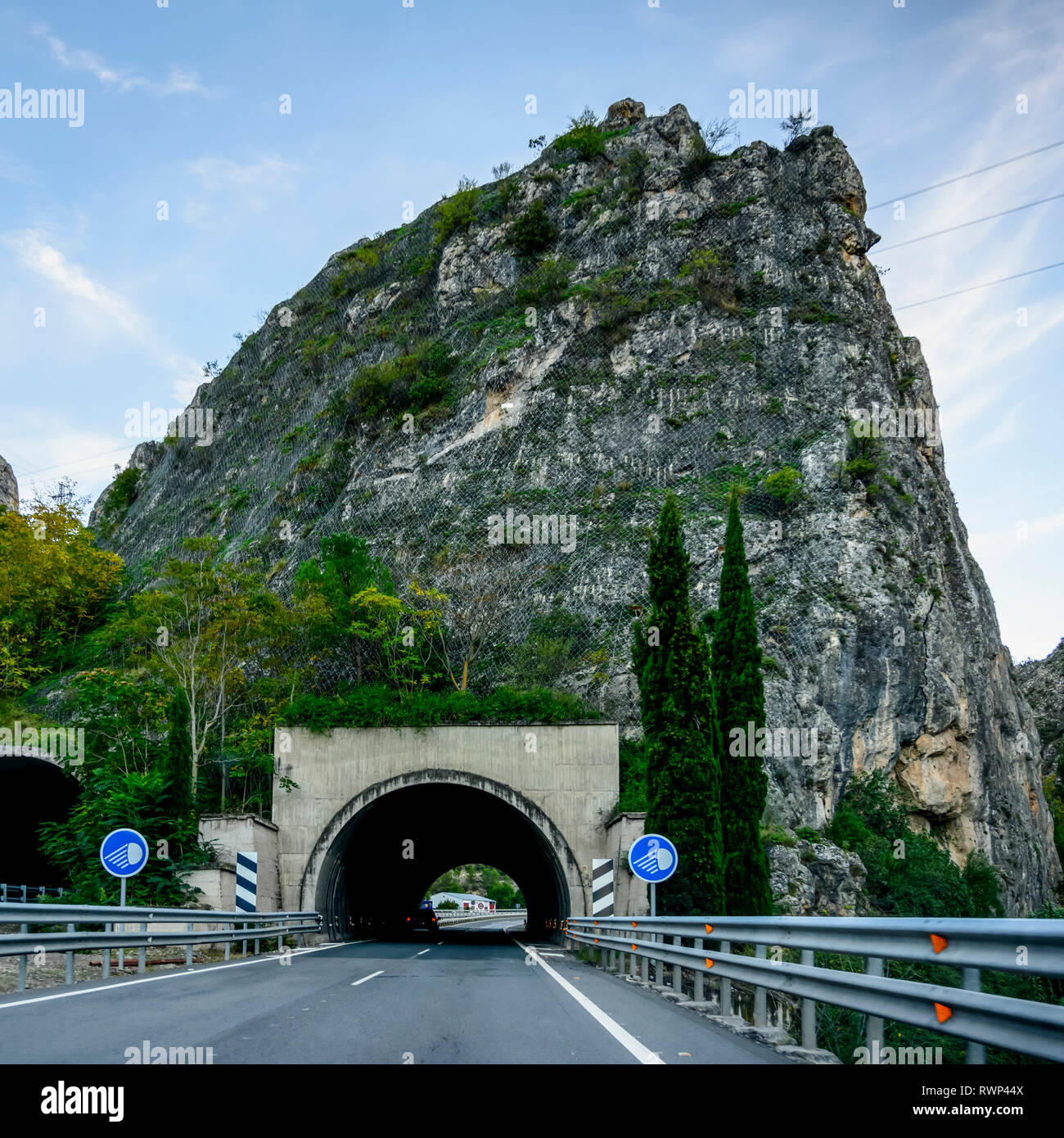 Tunnel entrance road signs hi-res stock photography and images - Alamy