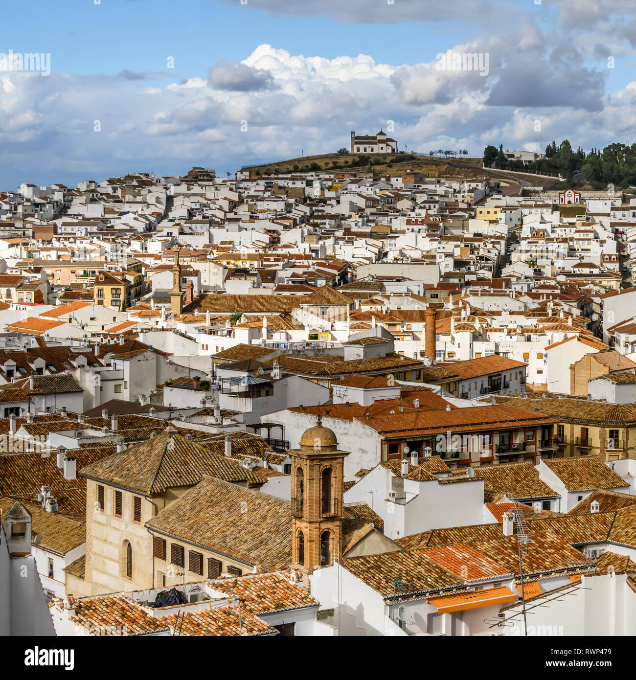 Hilltop house hi-res stock photography and images - Alamy