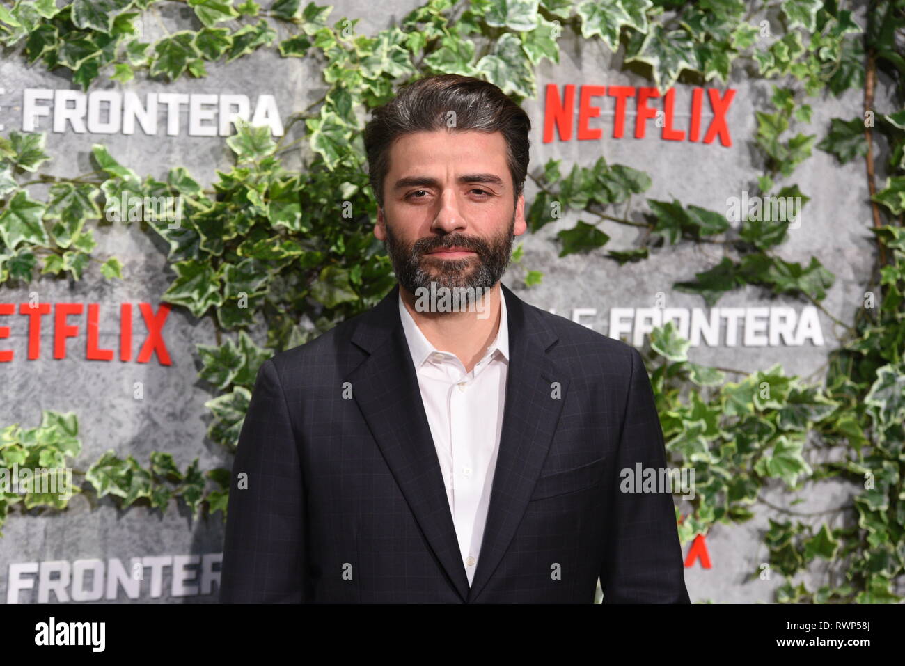 Guatemalan actor oscar isaac hi-res stock photography and images - Alamy
