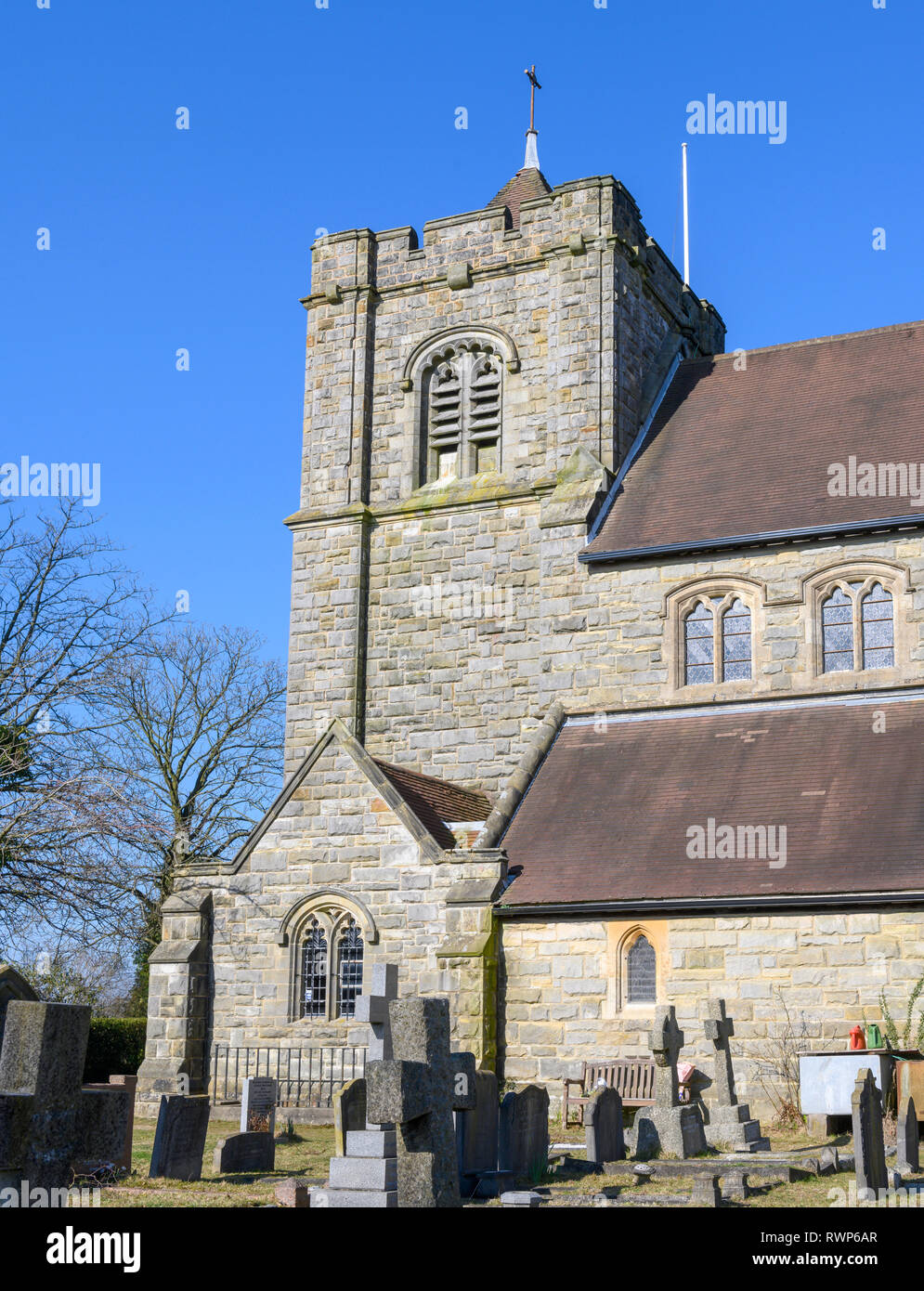 St leonards parish church hi-res stock photography and images - Alamy