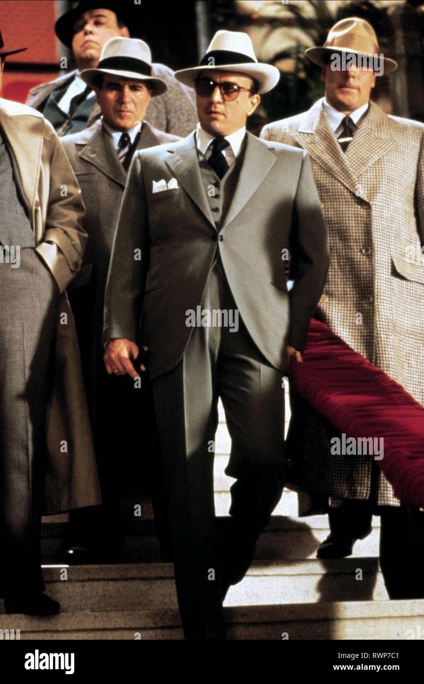 ROBERT DE NIRO, THE UNTOUCHABLES, 1987 Stock Photo - Alamy