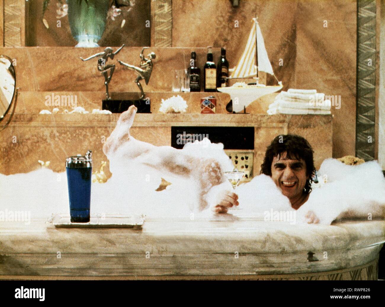 DUDLEY MOORE, ARTHUR, 1981 Stock Photo - Alamy