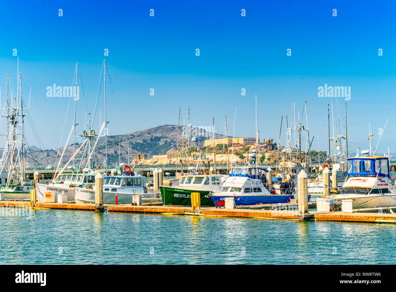 Parking area by quayside hi-res stock photography and images - Alamy