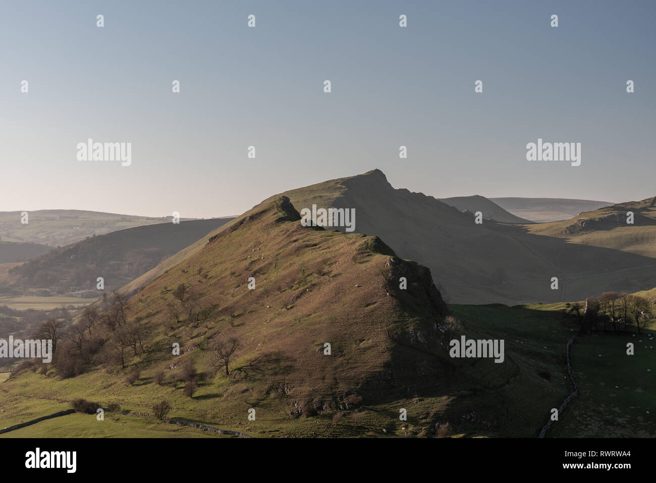 Sunset on Parkhouse Hill and Chrome Hill from Hitter Hill in the Peak ...