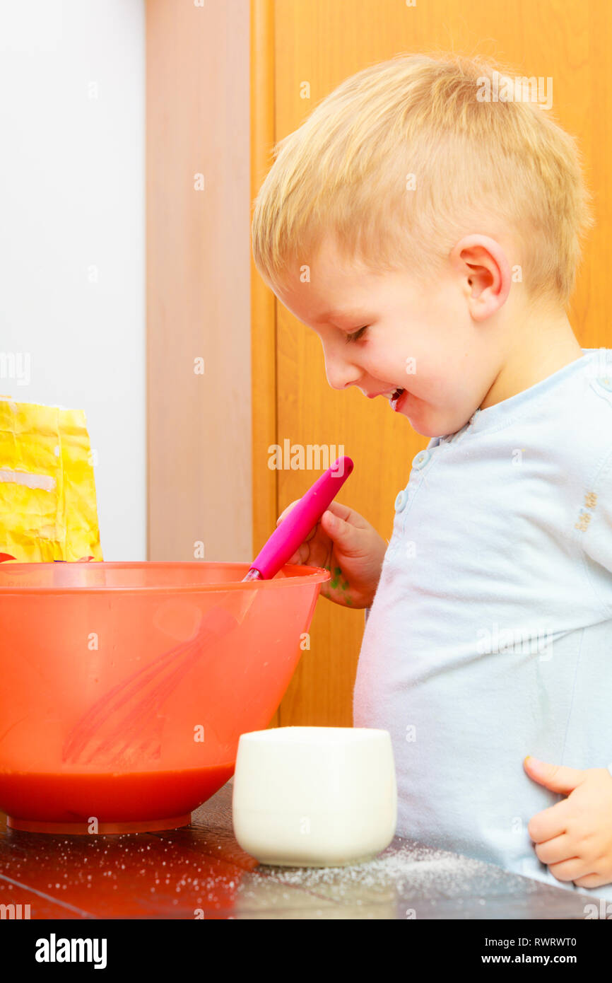 Child cooking wire whisk hi-res stock photography and images - Alamy