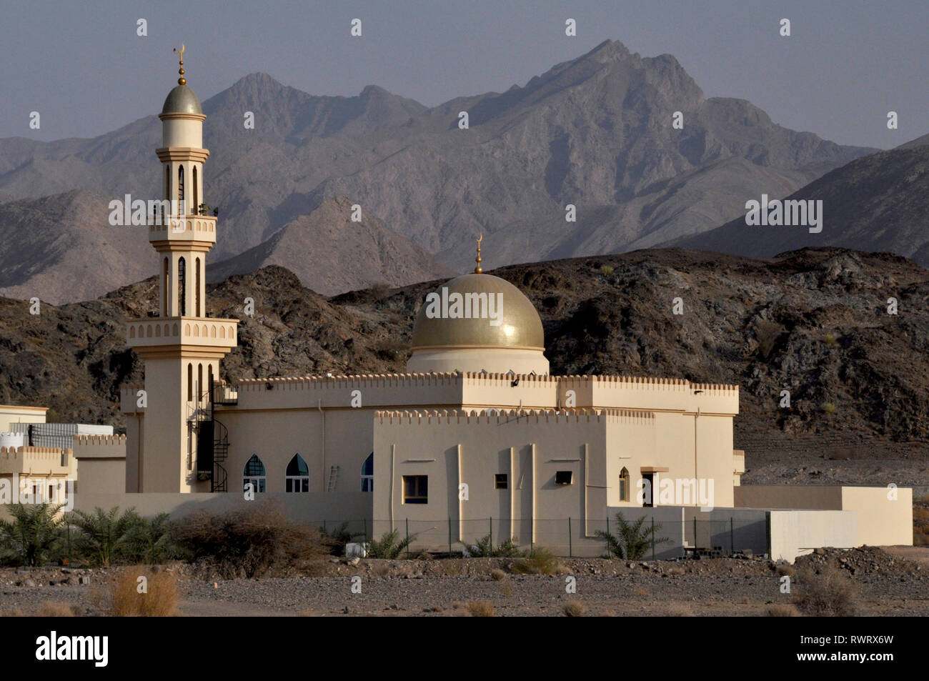 Desert Mosque Northern Oman Stock Photo - Alamy