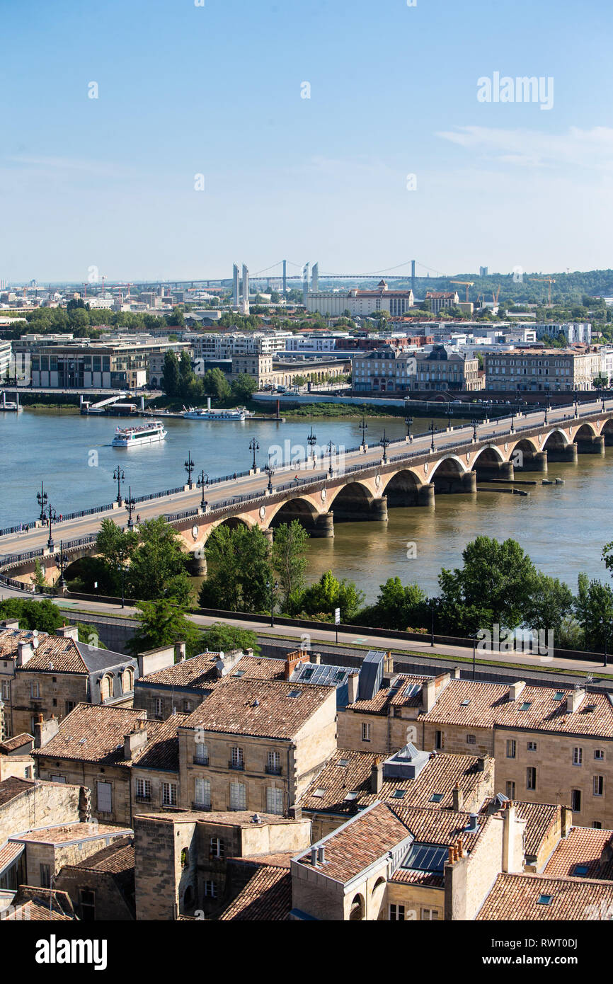 Right bank of garonne hi-res stock photography and images - Alamy