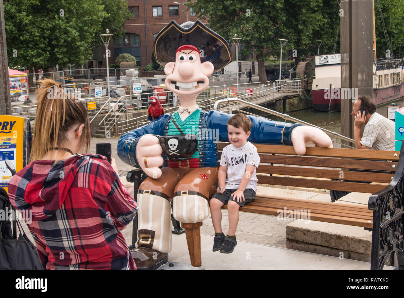 Wallace and gromit bristol hi-res stock photography and images - Alamy