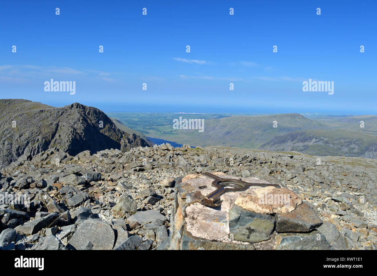 Scafell summit hi-res stock photography and images - Alamy