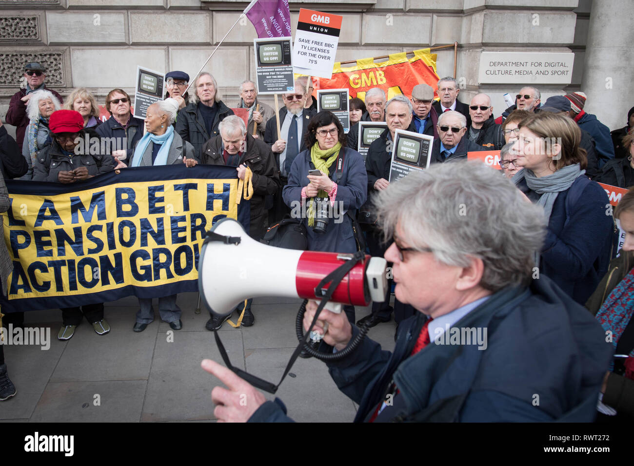 Npc hi-res stock photography and images - Alamy