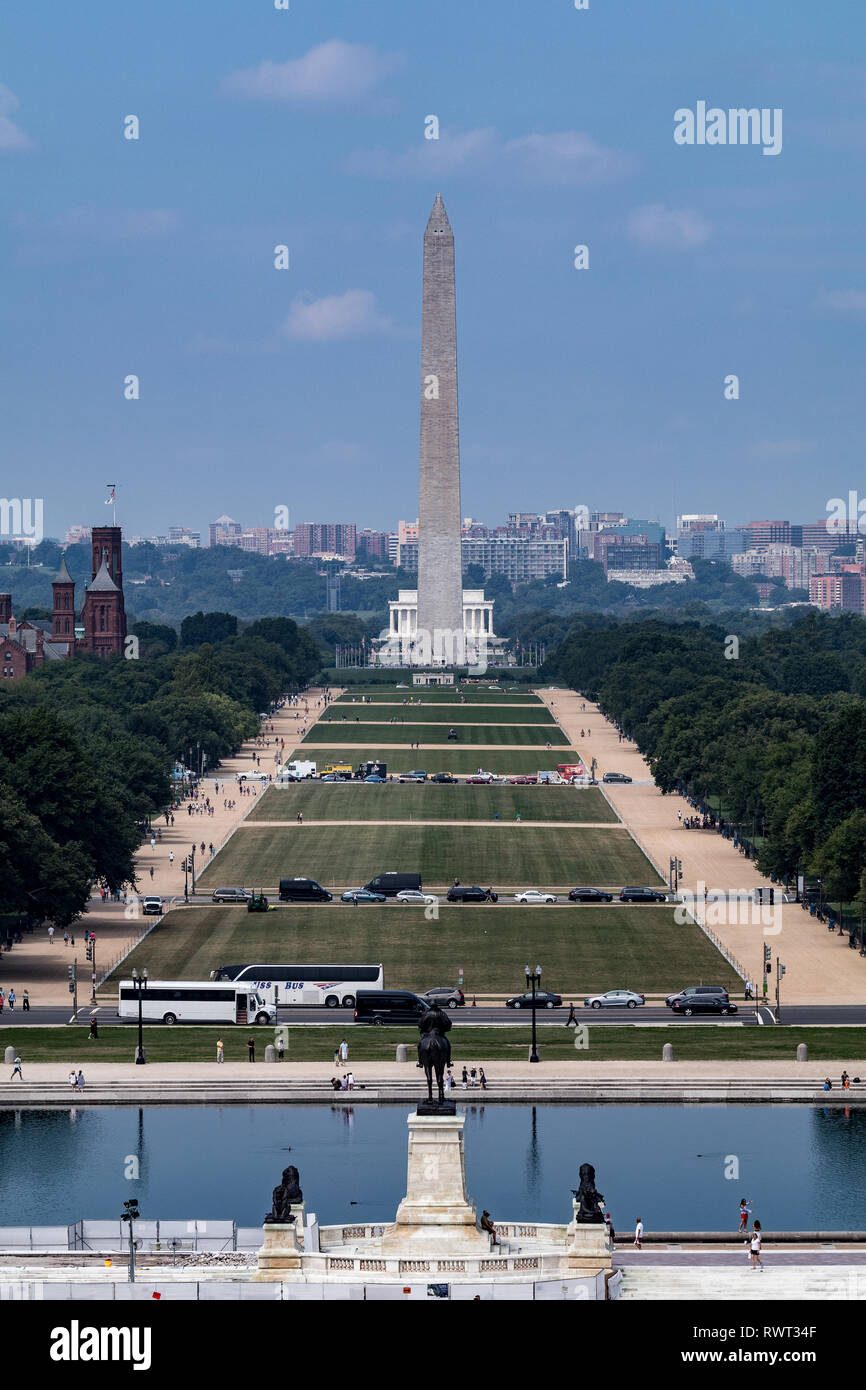A view of the National Mall from the balcony in the Speaker of the ...