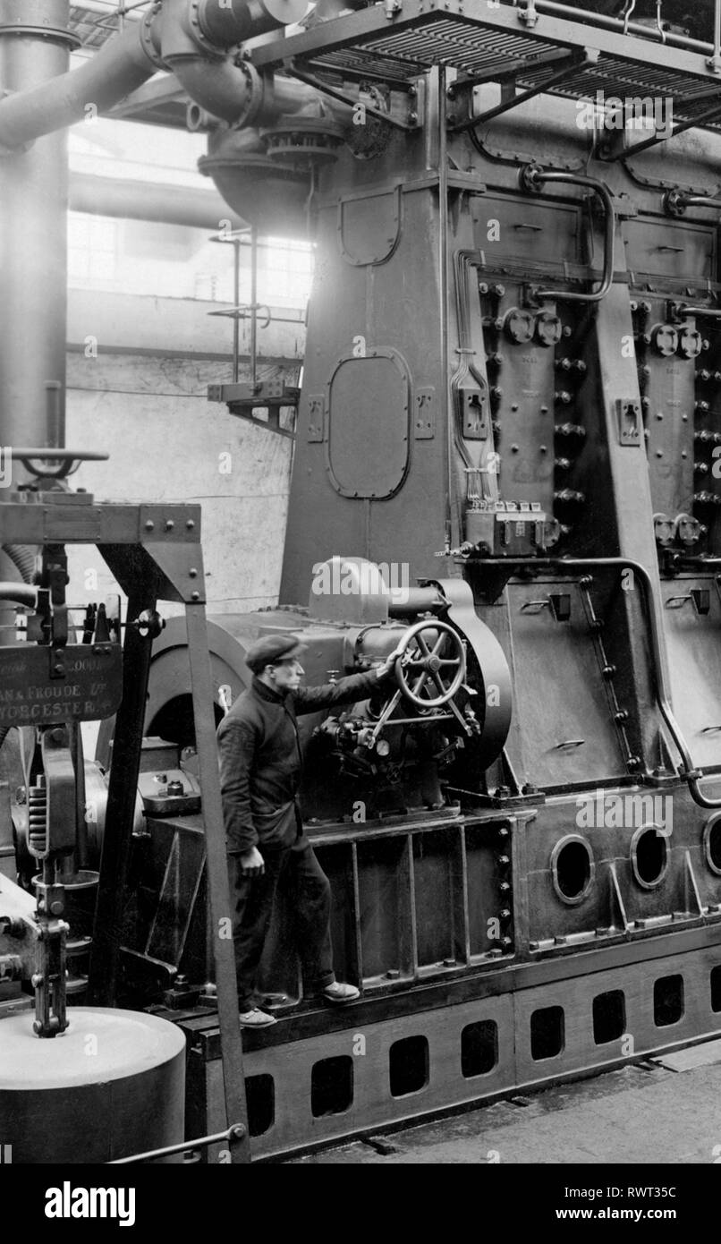shipyard, genova cornigliano, diesel engine, 1910-1920 Stock Photo - Alamy