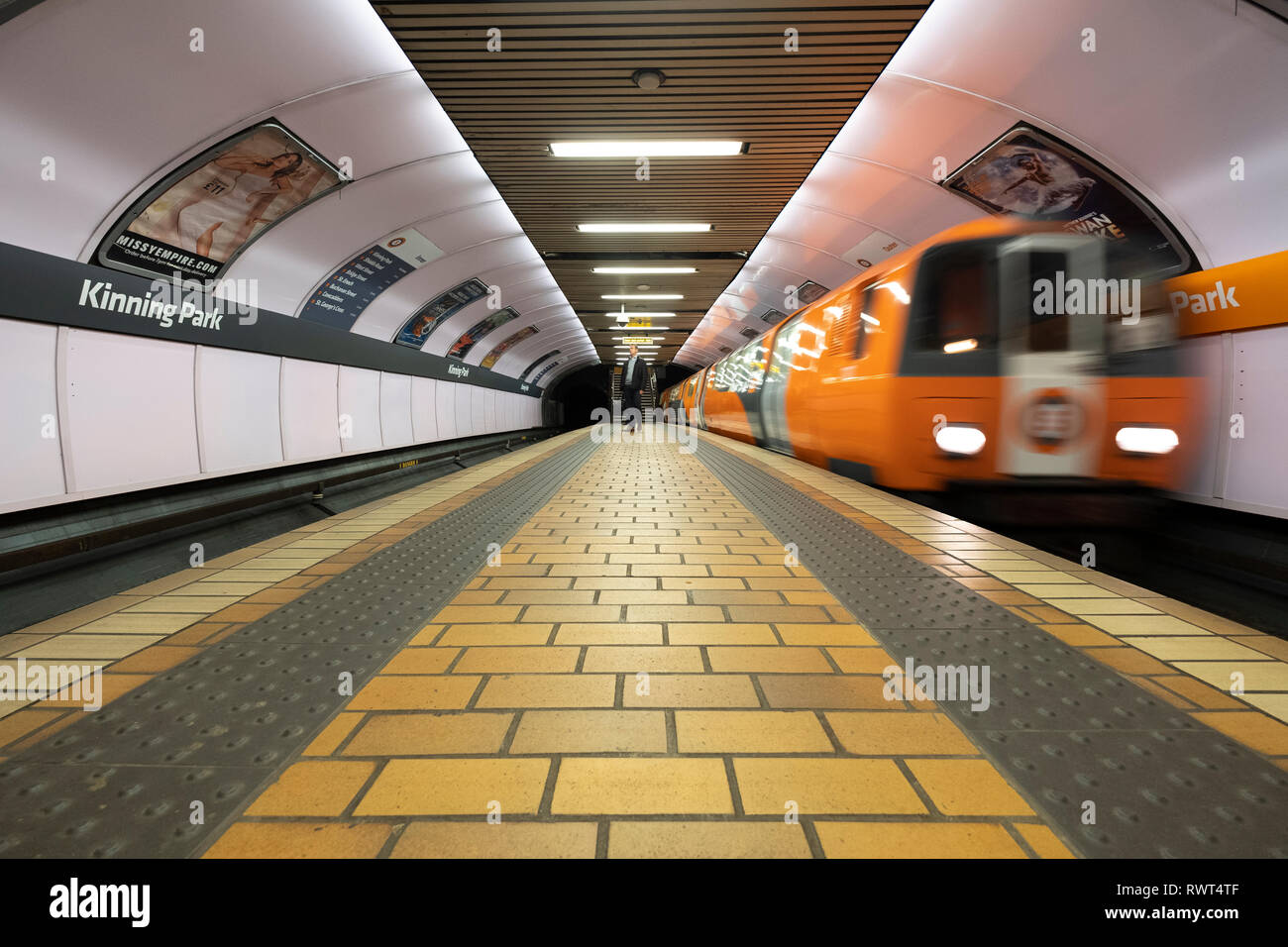 Subway system hi-res stock photography and images - Alamy