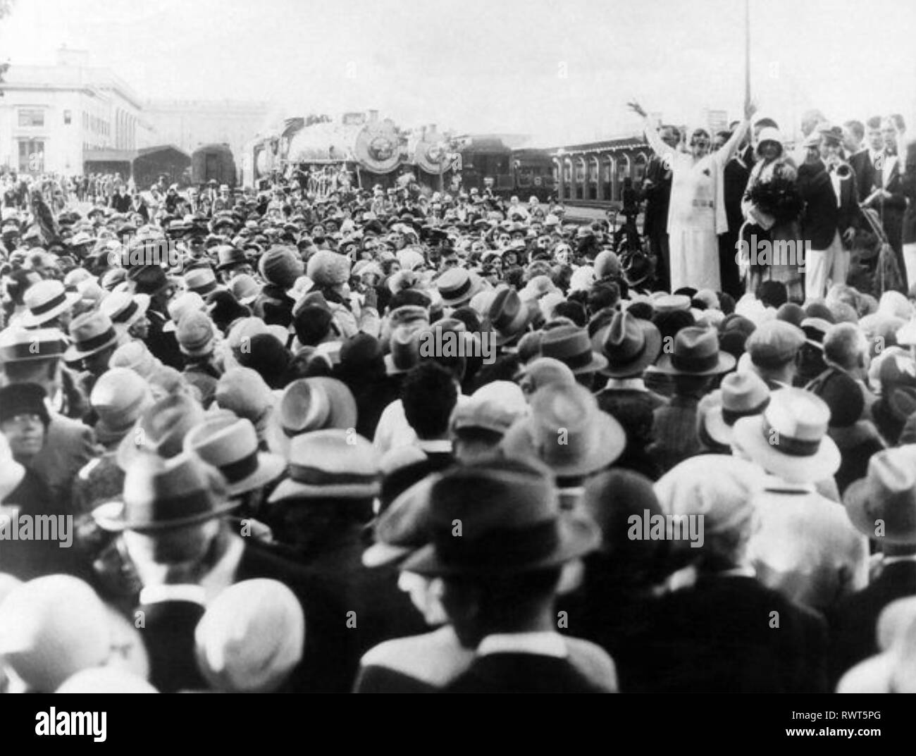 Aimee semple mcpherson hi-res stock photography and images - Alamy