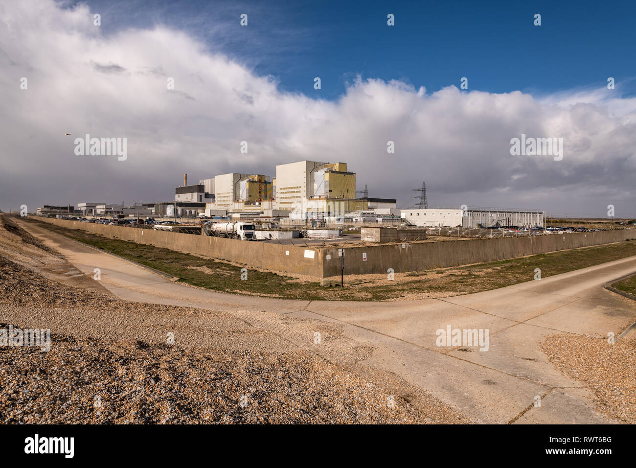 Dungerness Nuclear Power Station Stock Photo - Alamy