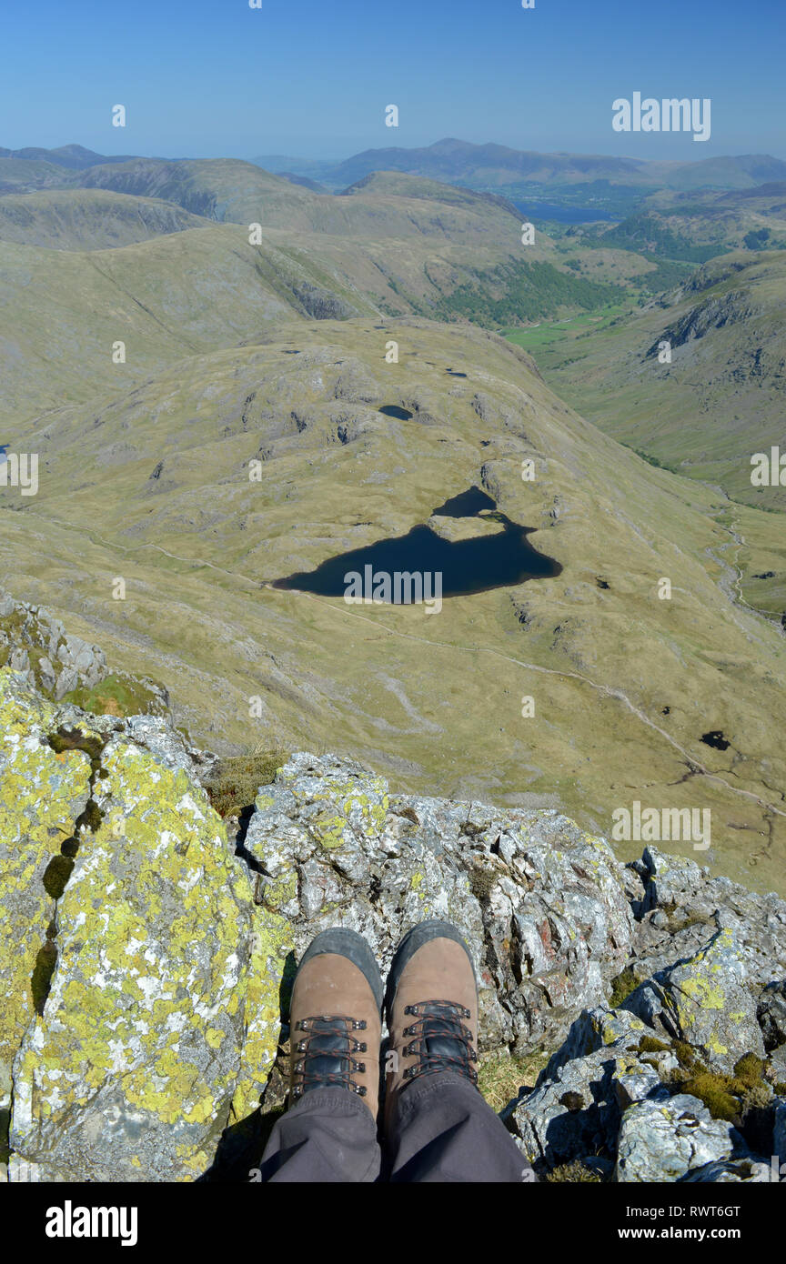 Sprinkling Tarn and Seathwaite Fell paths as viewed from Great End on ...