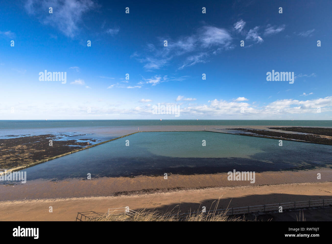 Walpole bay pool margate hi-res stock photography and images - Alamy