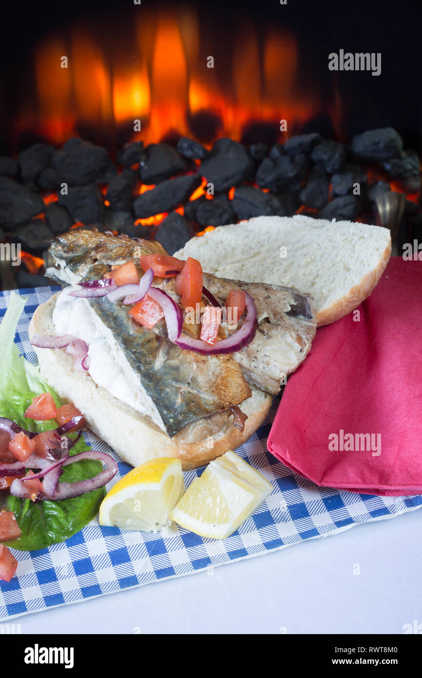Mackerel fish balik sandwich ekmek turkish food hi-res stock ...
