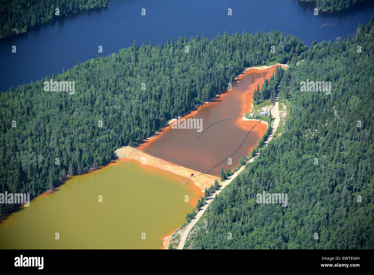 Containment pond hi-res stock photography and images - Alamy