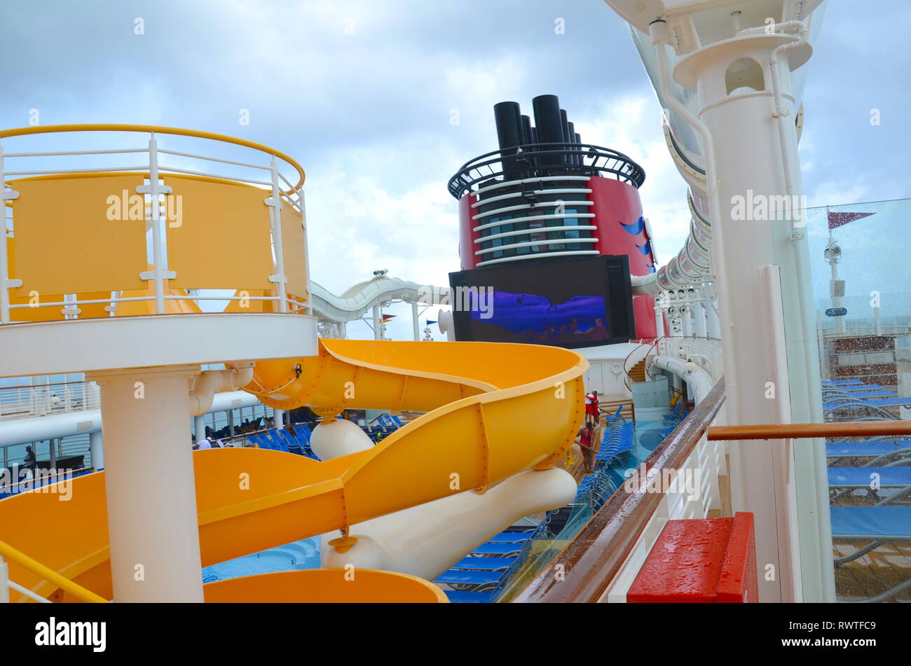 Disney cruise line hi-res stock photography and images - Alamy