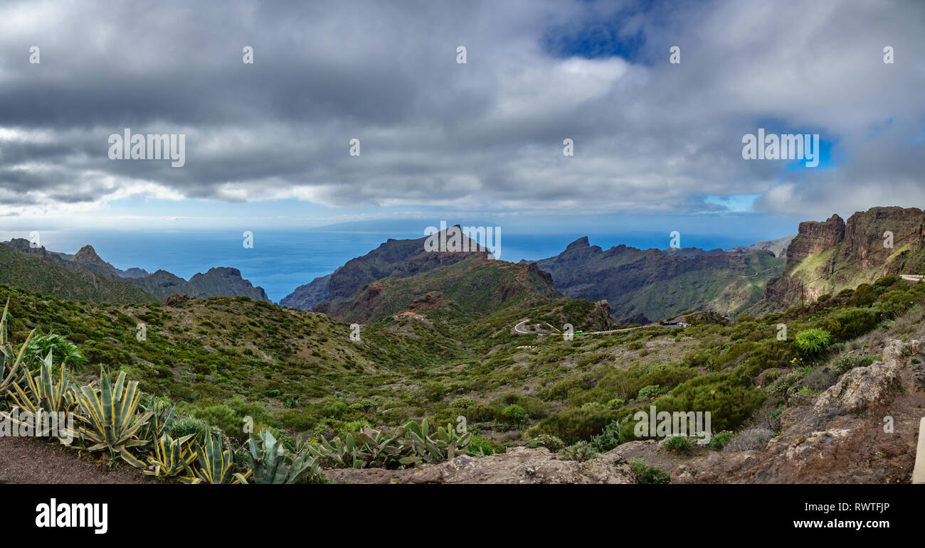 Iconic Teno mountains curved mountain road to Masca, gigapan Stock ...