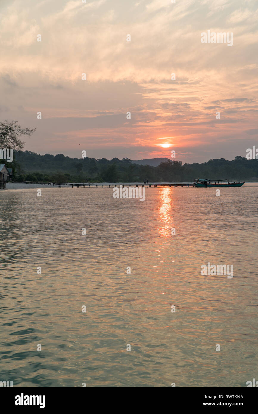 Boat at sunrise with cloud formation hi-res stock photography and ...