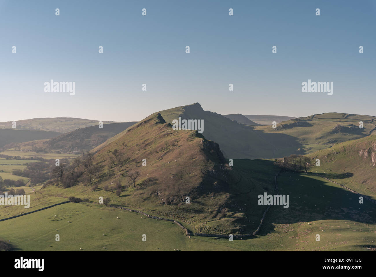 Sunset on Parkhouse Hill and Chrome Hill from Hitter Hill in the Peak ...