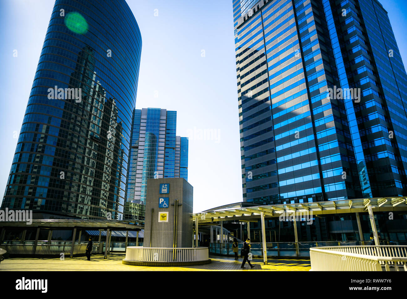 Tokyo street & architecture Stock Photo - Alamy
