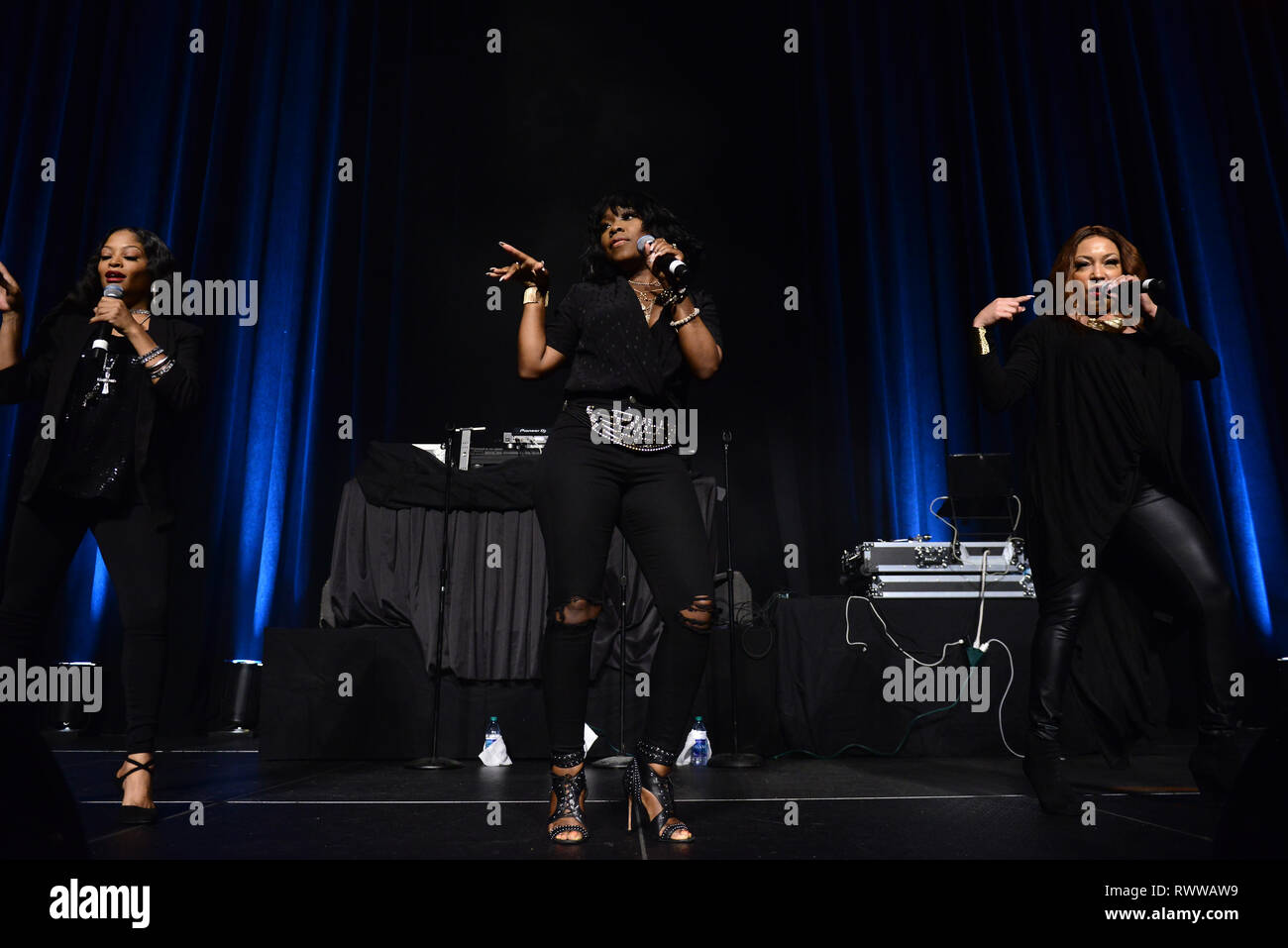 Kameelah hi-res stock photography and images - Alamy