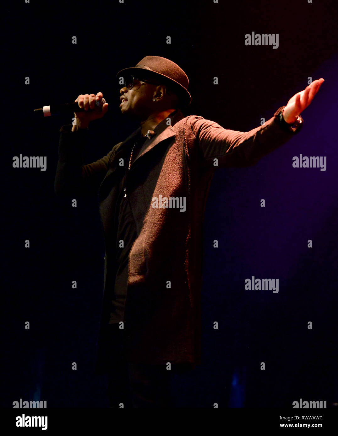 Love In The 90's Tour Concert at James L. Knight Center on February 02 ...