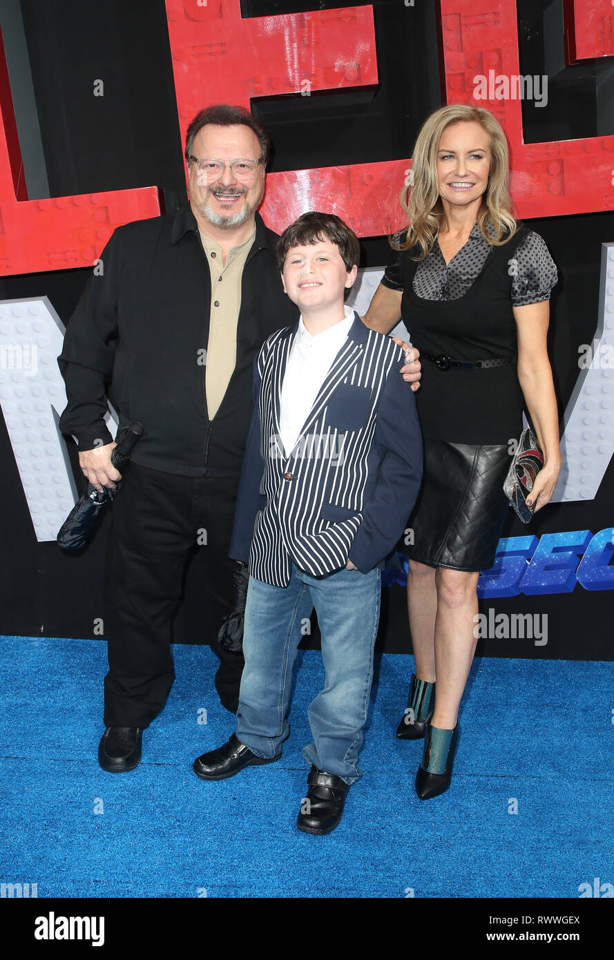 Wayne knight and clare de chenu hi-res stock photography and images - Alamy