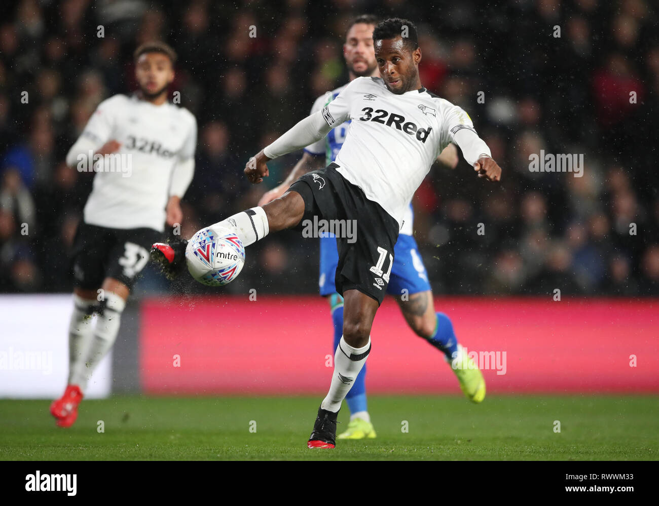 Derby County's Florian Jozefzoon shoots wide of the goal Stock Photo ...