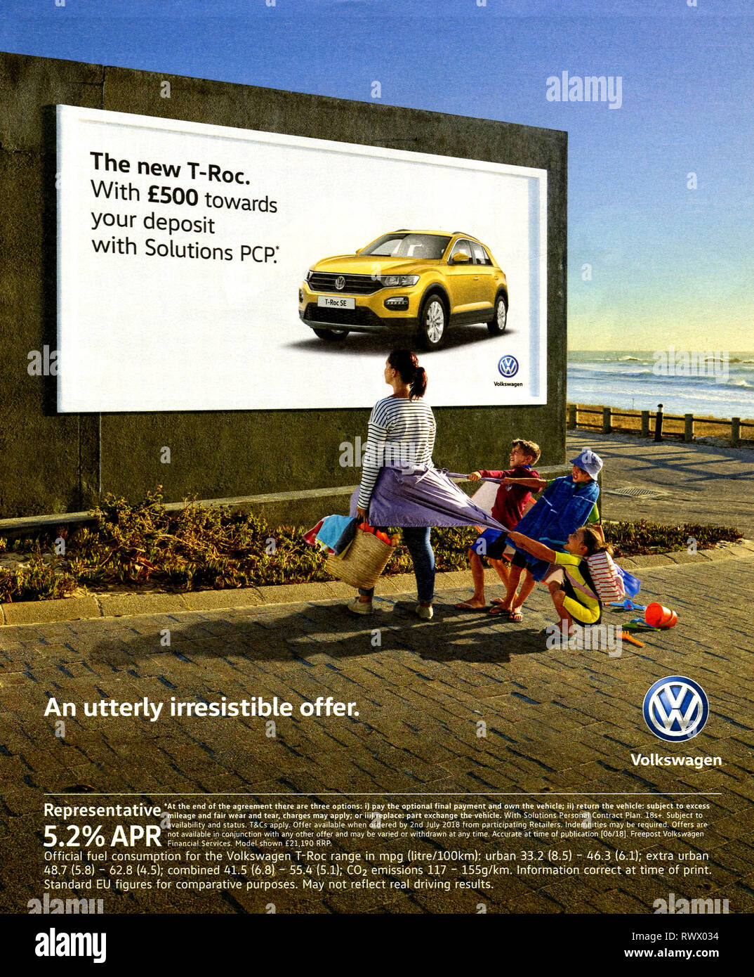 2010s UK Volkswagen Magazine Advert Stock Photo - Alamy
