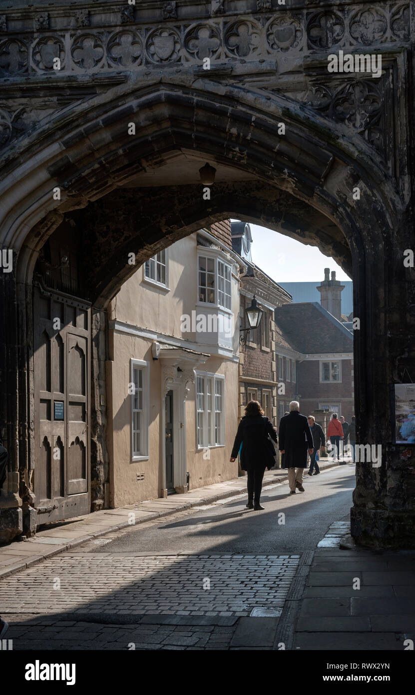Cathedral gate salisbury hi-res stock photography and images - Alamy