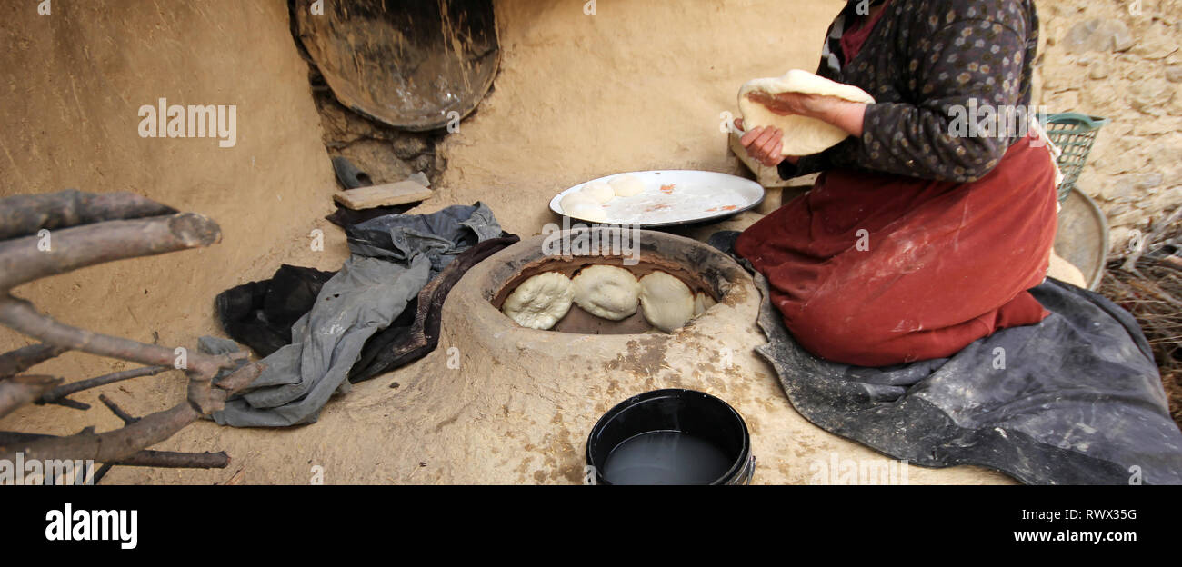 Women konya turkey hi-res stock photography and images - Alamy