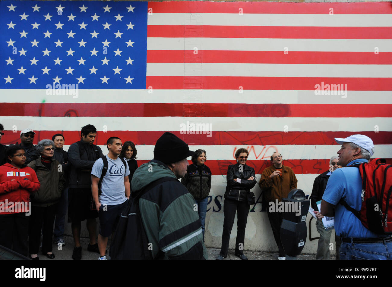American flag mural china hi-res stock photography and images - Alamy