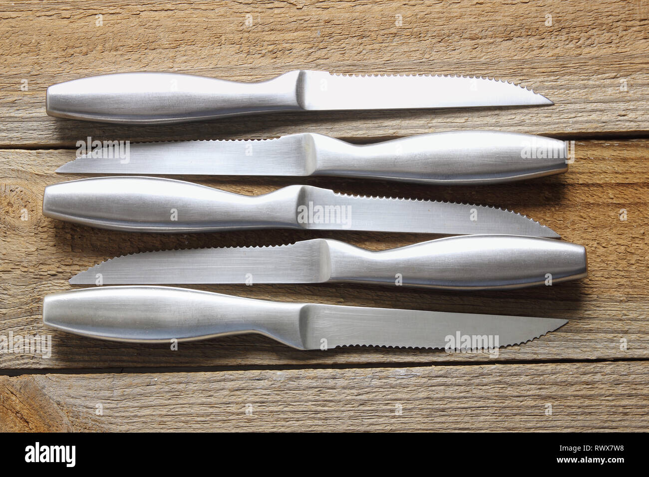 Food knives hi-res stock photography and images - Alamy