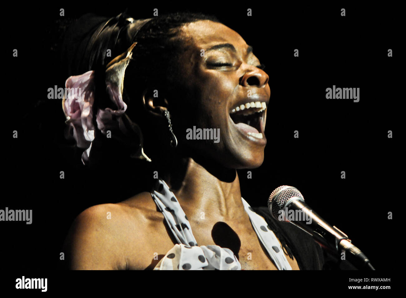 Spanish singer Concha Buika Stock Photo - Alamy