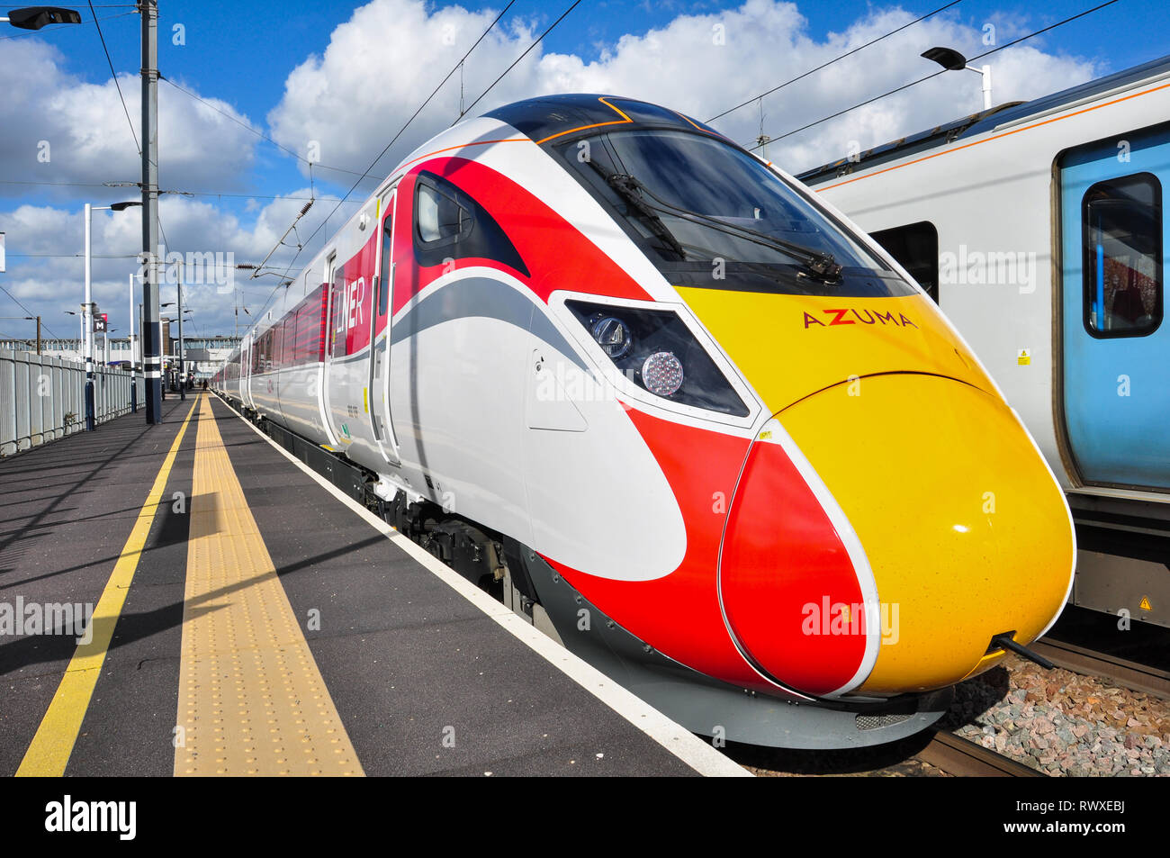 LNER Class 800 Azuma on test run at Peterborough, Cambridgeshire ...