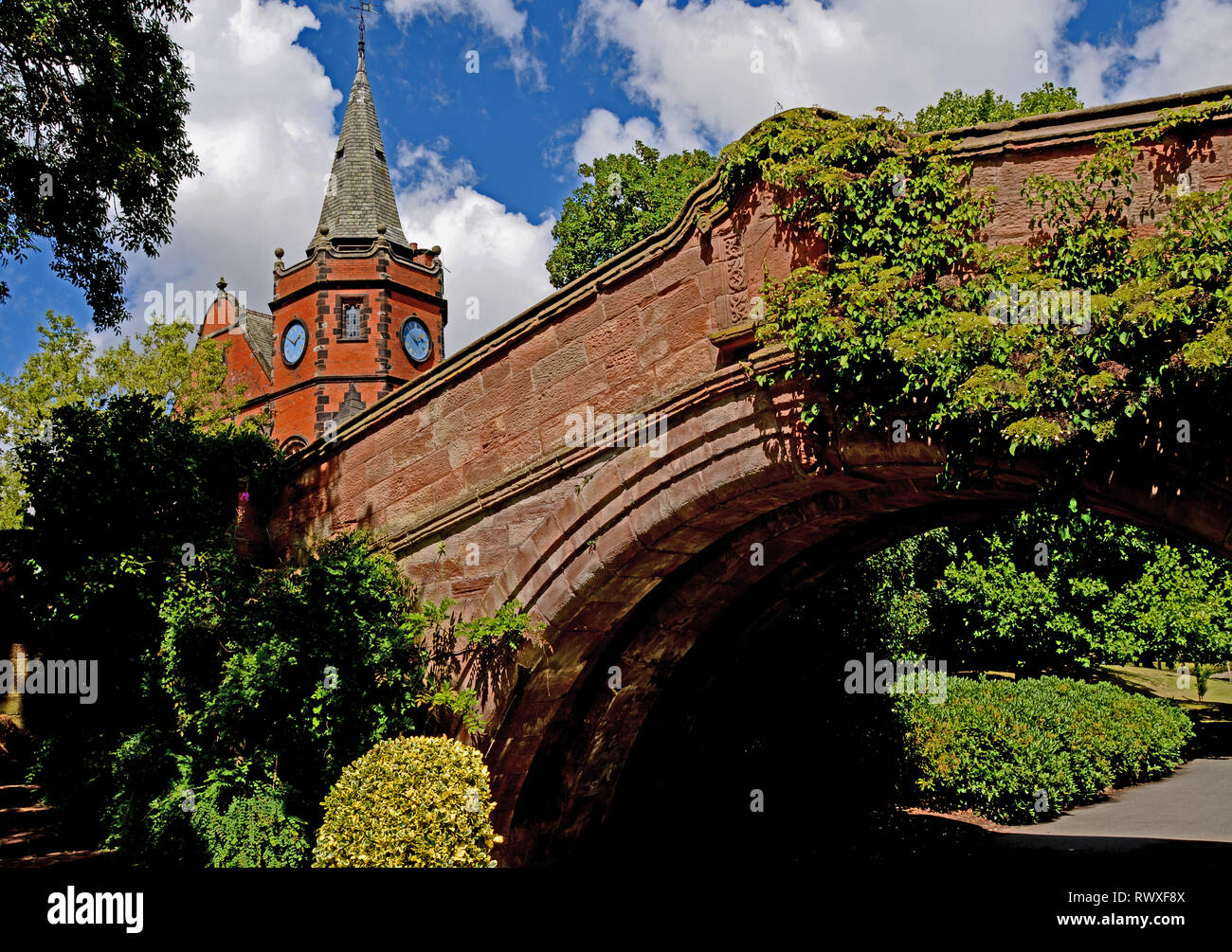Dell Bridge Port Sunlight Village High Resolution Stock Photography and ...