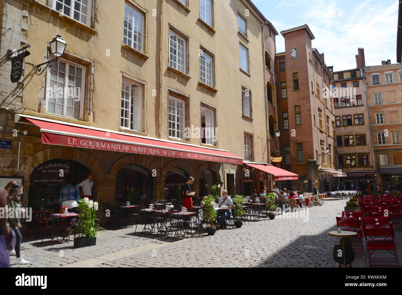 Lyon architecture hi-res stock photography and images - Alamy