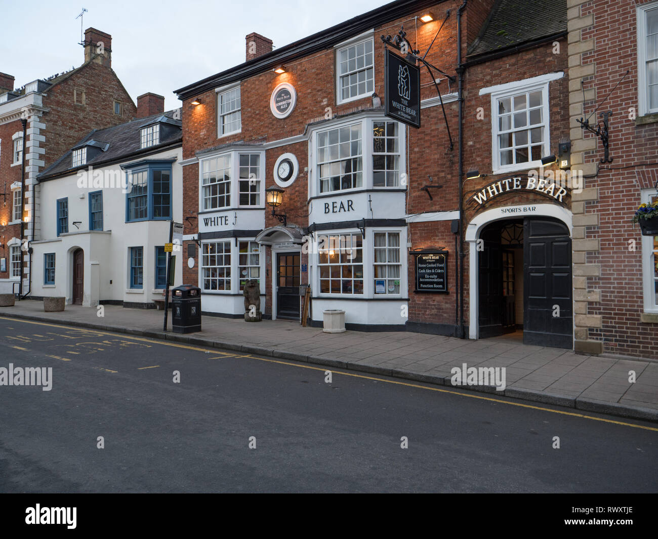 The White Bear Inn public house in Shipston on Stour Warwickshire ...